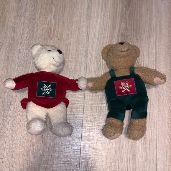 Hallmark | Toys | Hallmark Christmas Holiday Friends Stuffed Bears ...